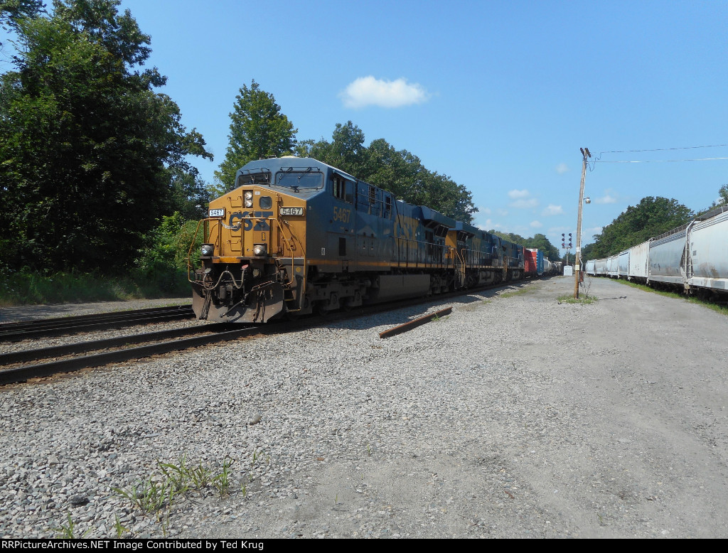 CSX 5467, 738 & 591